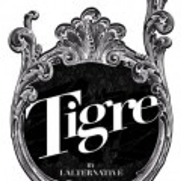 Roxane L | ParisBouge.com