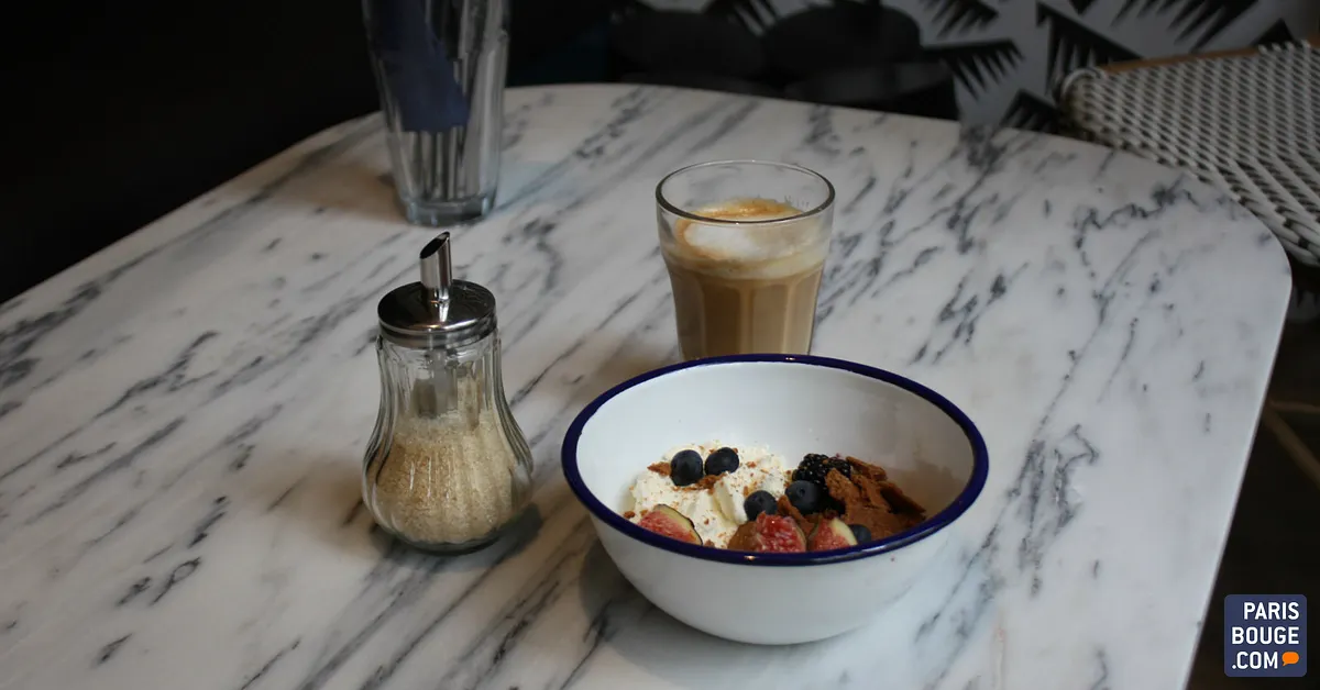 Café Moco Restaurant Paris